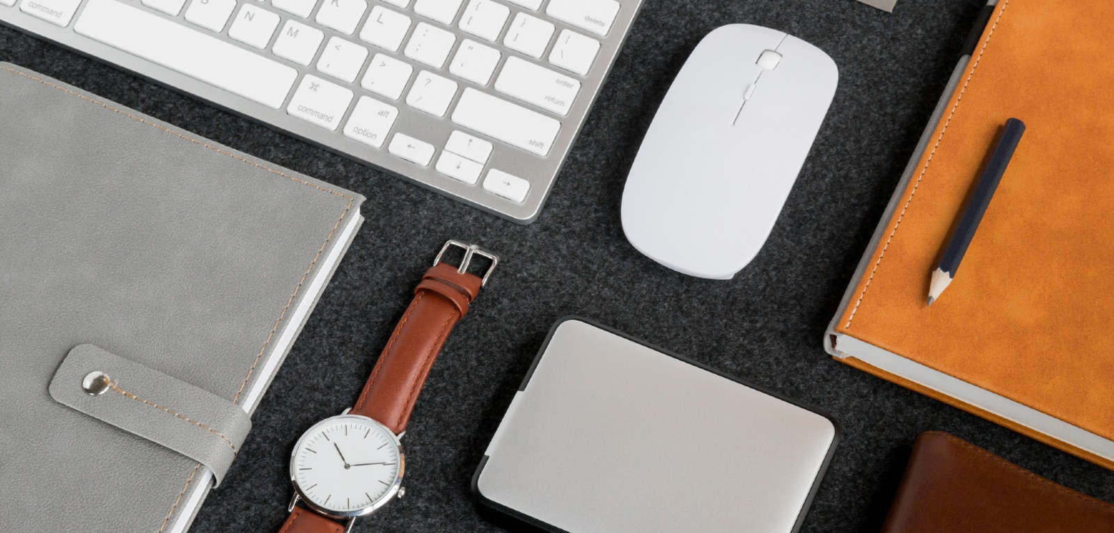 12 Must-Have Tools for Writers | Barefoot Writer