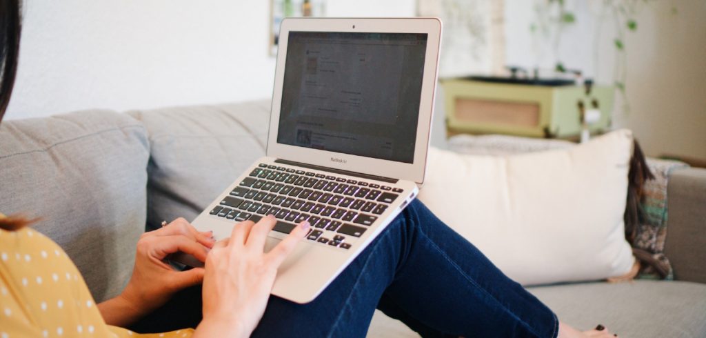 5 Tips On How To Write An Ebook For Beginners Barefoot Writer